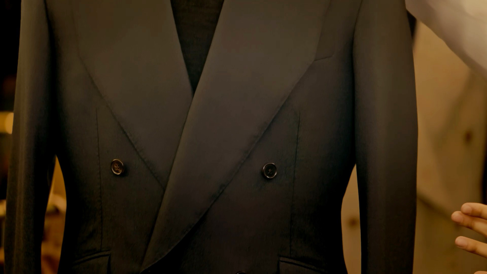 Z世代设计师：高品质追求就在一针一线的匠心里_新民社会_新民网