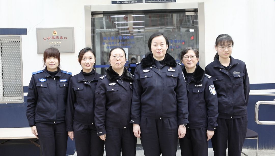 又美又飒！她们是长宁最美的“警”色！_上海长宁_新民网