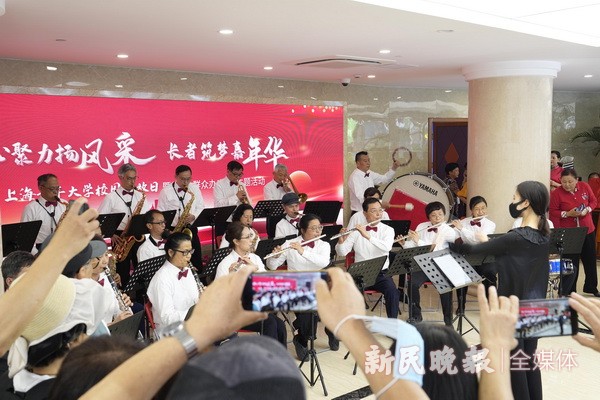 我为群众办实事 这个嘉年华为长者筑梦_新民印象_新民网