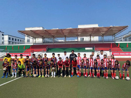 新民晚报杯黄山赛区昨日启动 冠军“铁卫”吴兵变身“孩子王”_文体人物_新民网